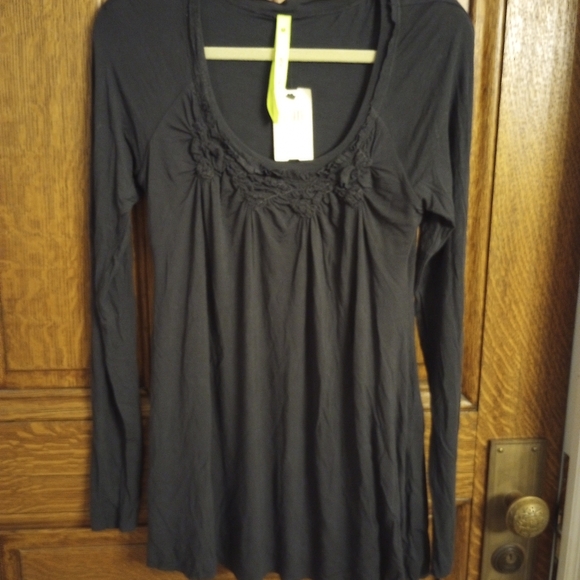 Bailey 44 | Tops | Bailey 44 Top Decorative Front Nwt Size M | Poshmark